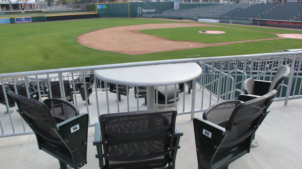 Pepsi Porch | Lugnuts