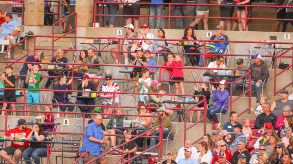 Patio Tables | Timber Rattlers