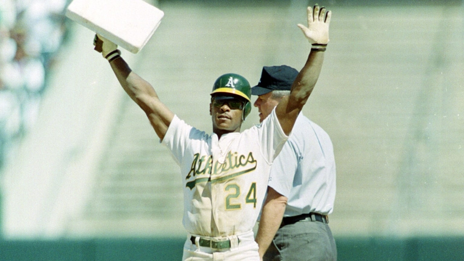 Rickey Henderson Stats, Age, Position, Height, Weight, Fantasy & News ...
