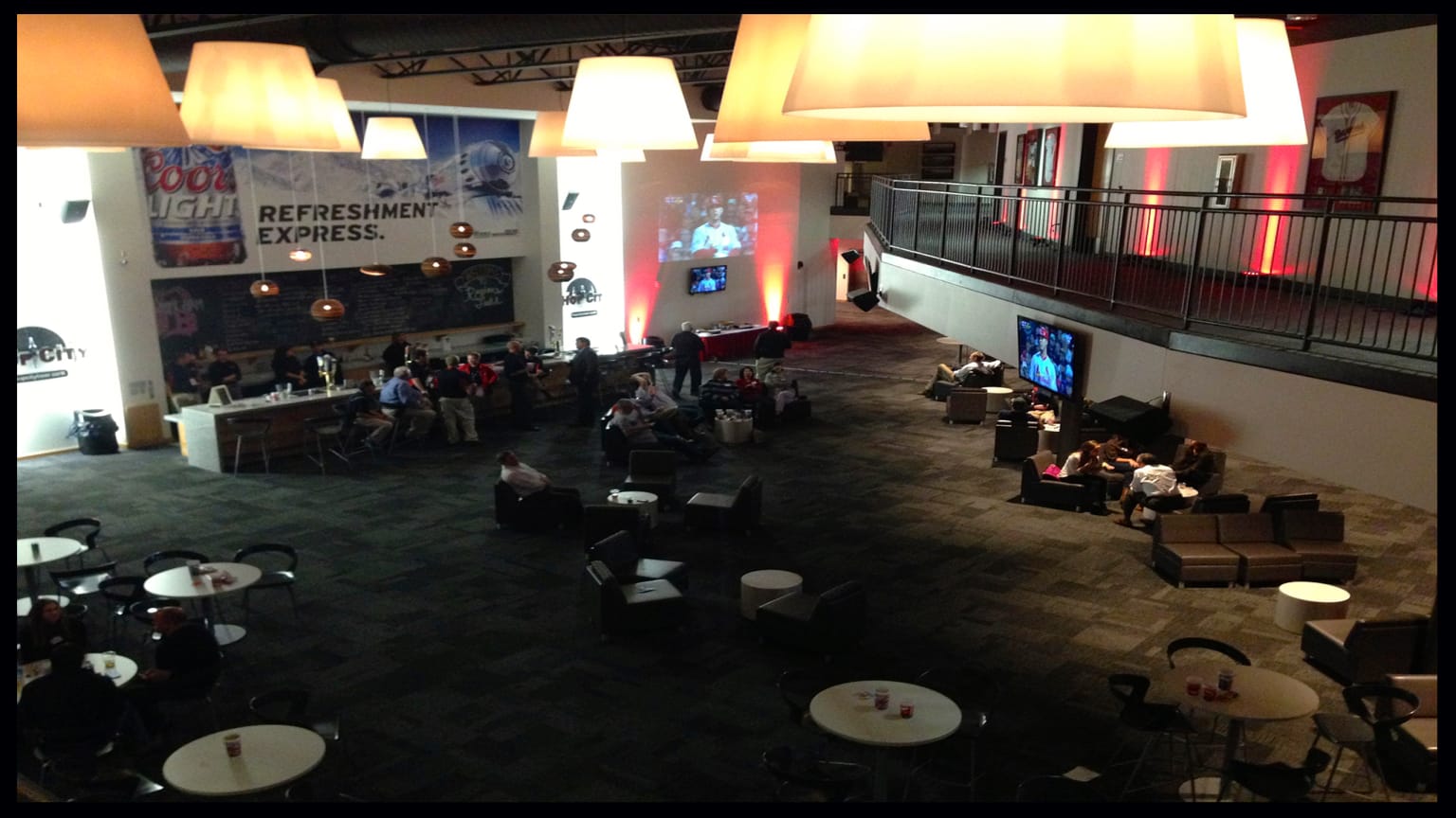 Barons Club Lounge | Barons