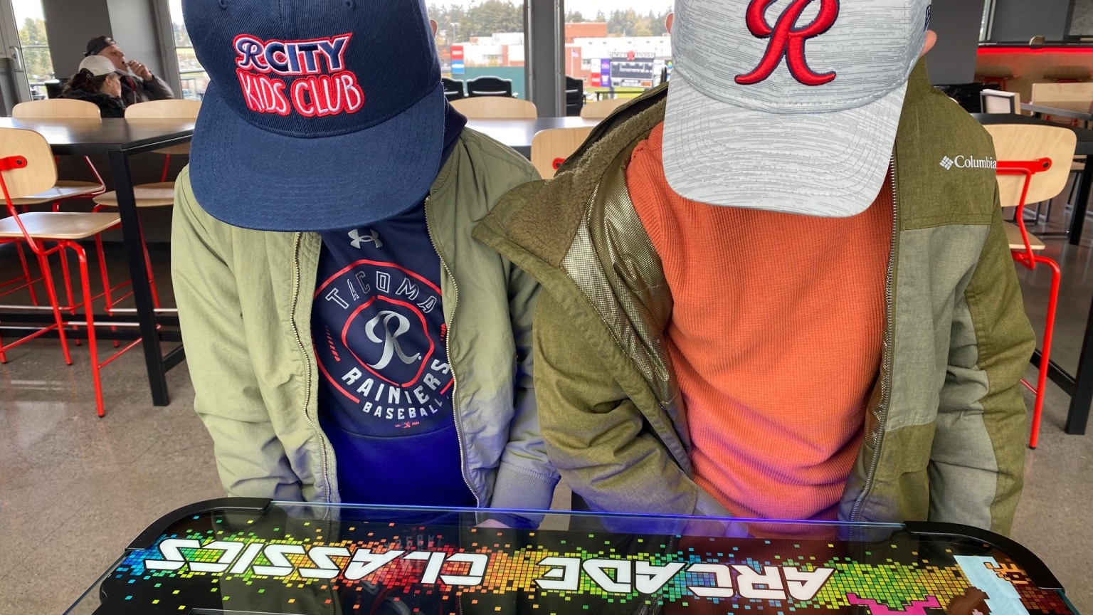 Summit Club | Rainiers | Rainiers