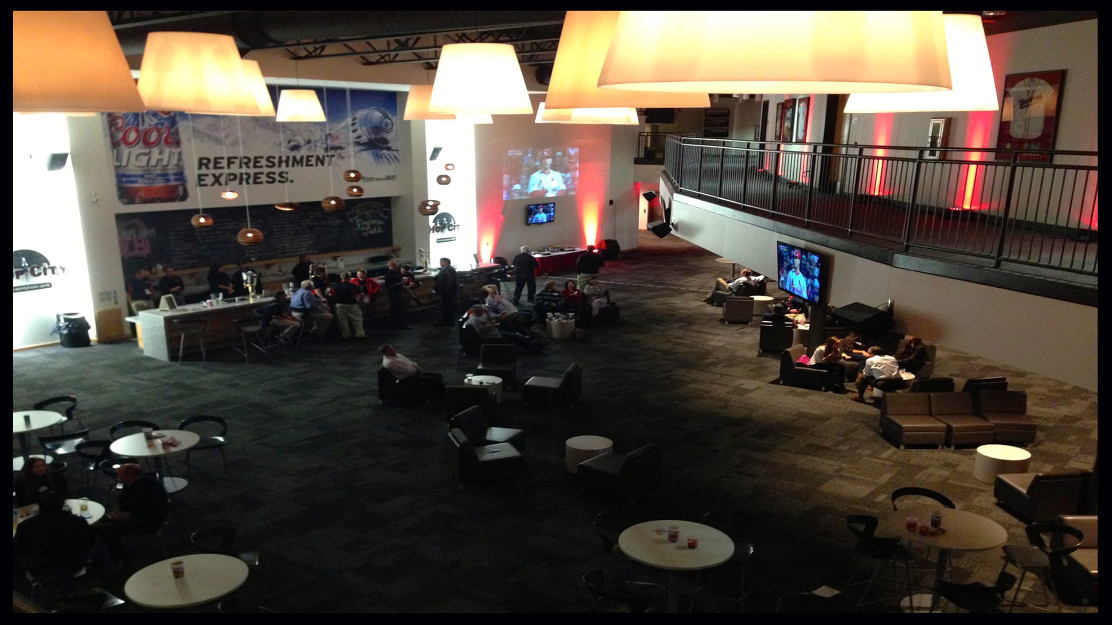 Barons Club Lounge | Barons