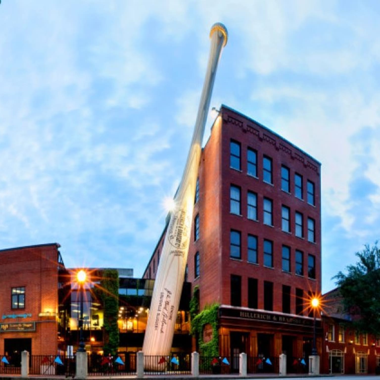 The Slugger Experience | Bats