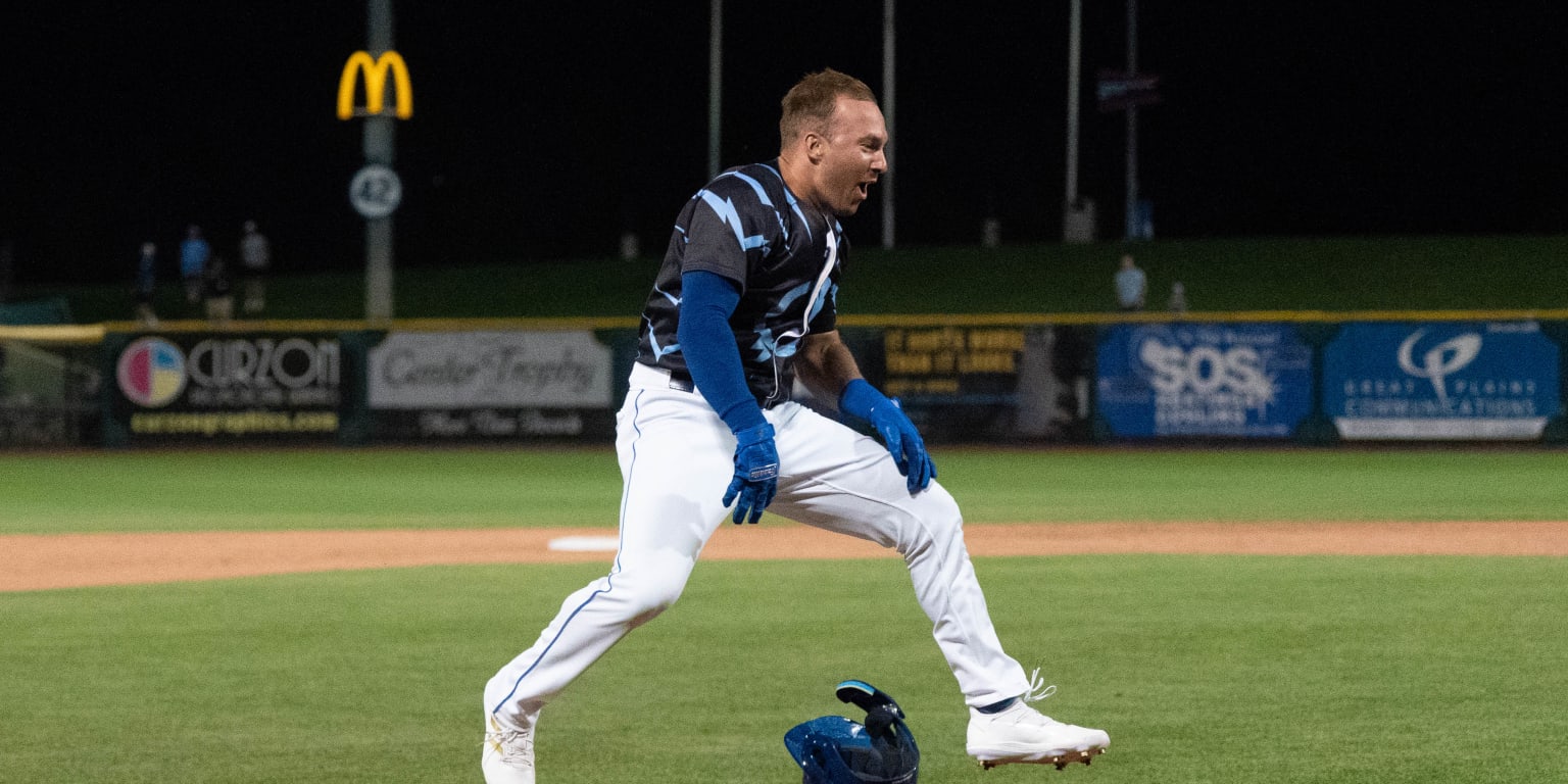 Storm Chasers win in grand fashion | MiLB.com