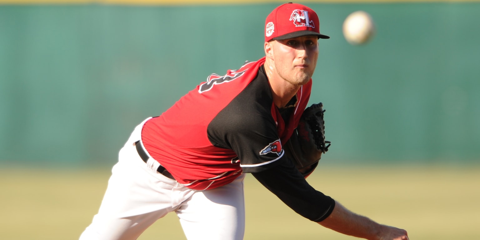 Kyle Cody tosses eight one-hit innings for Hickory Crawdads | MiLB.com
