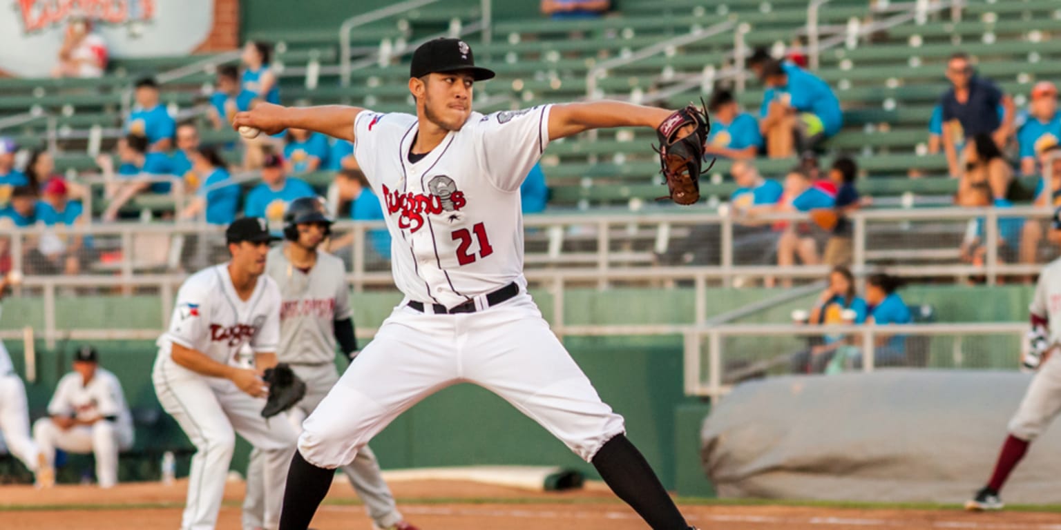 Gutierrez fans 10 in 8-0 Lugnuts win | MiLB.com