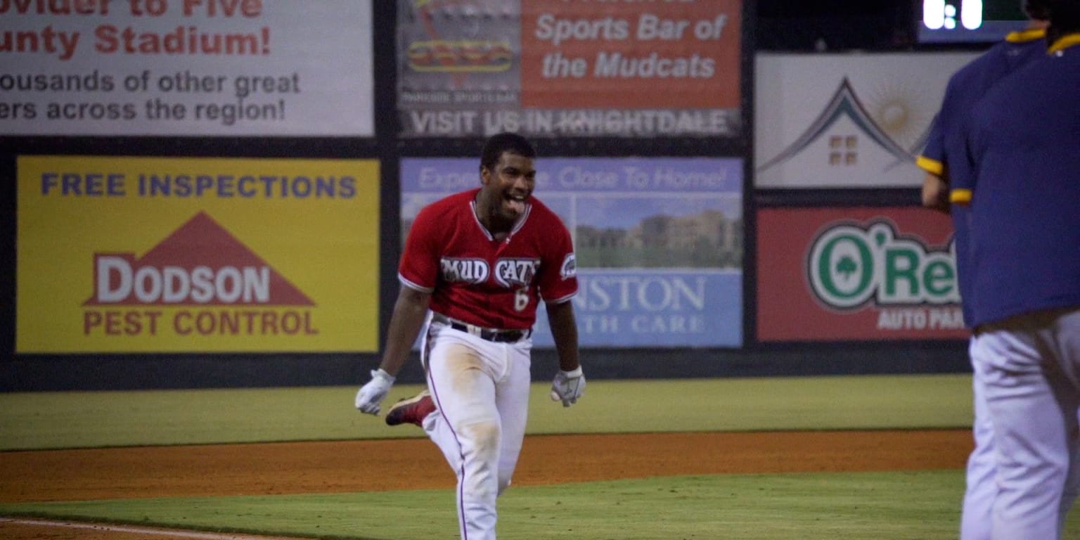 Zavier Warren Hits Walk-Off in Zebulon | MiLB.com