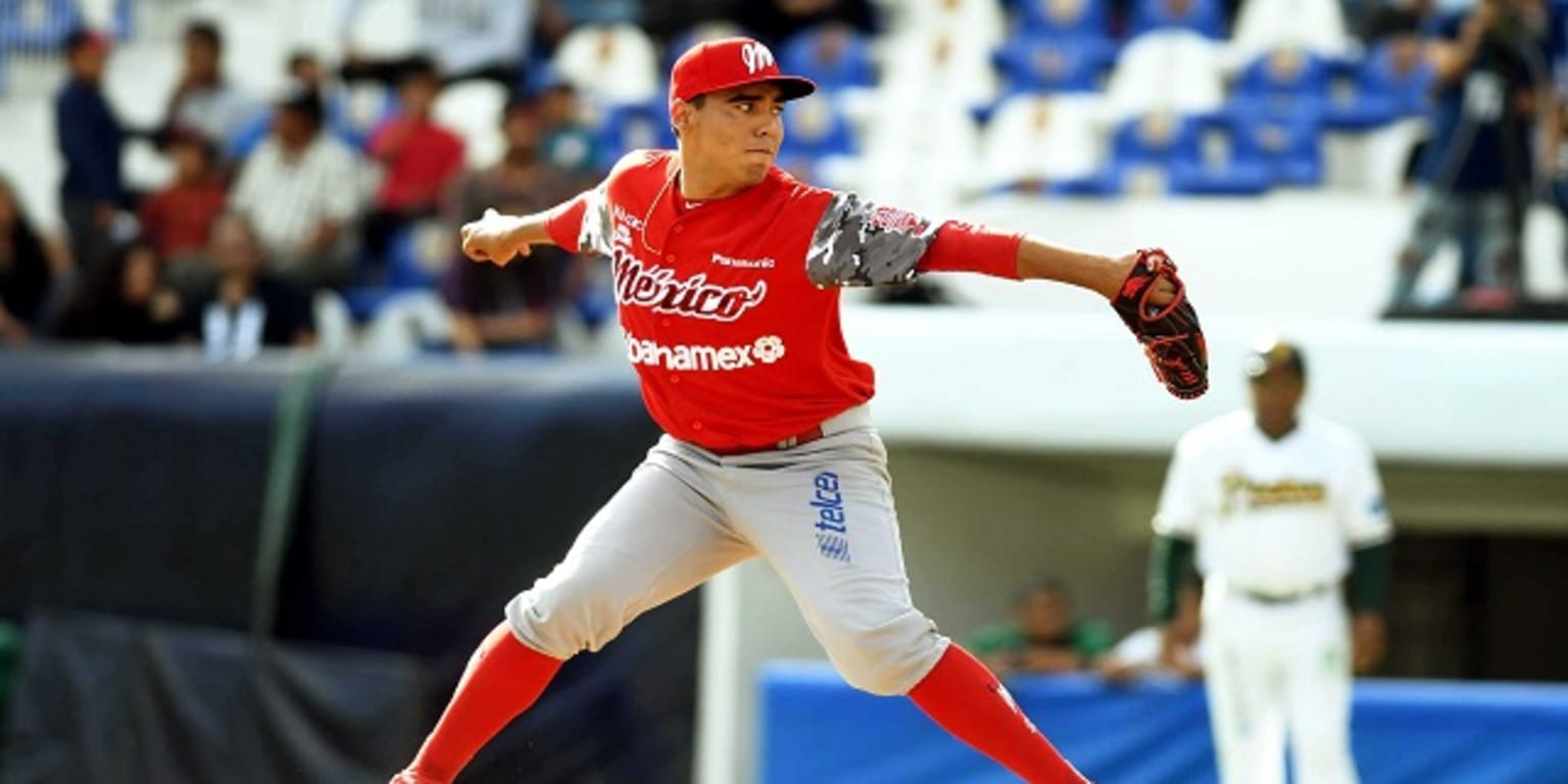 Carlos de León y Omar Meza regresan con el México | MiLB.com
