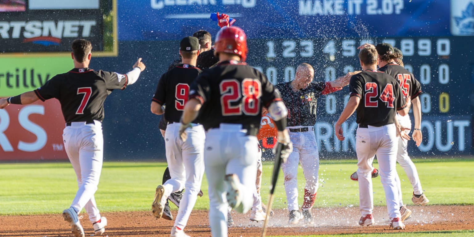 Late Heroics Lead To Doubleheader Sweep | MiLB.com