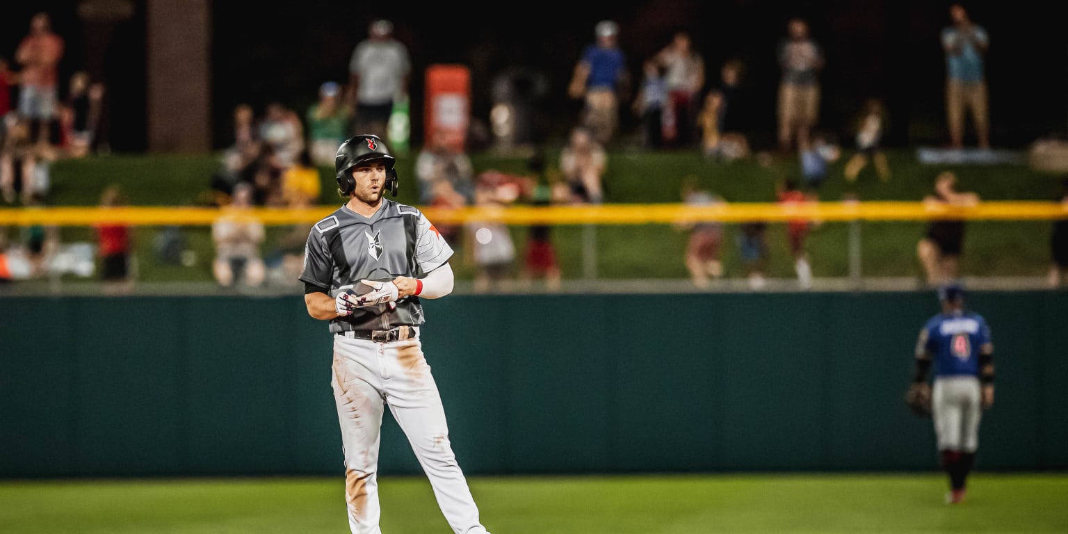 Sharp Sharpe Double Caps Comeback Win | MiLB.com