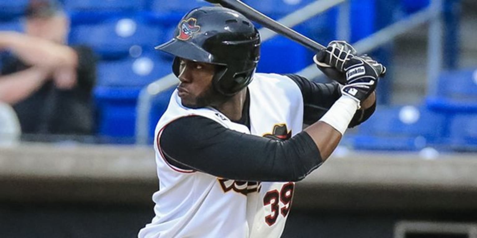 Bandits win finale but miss first half playoff spot | MiLB.com