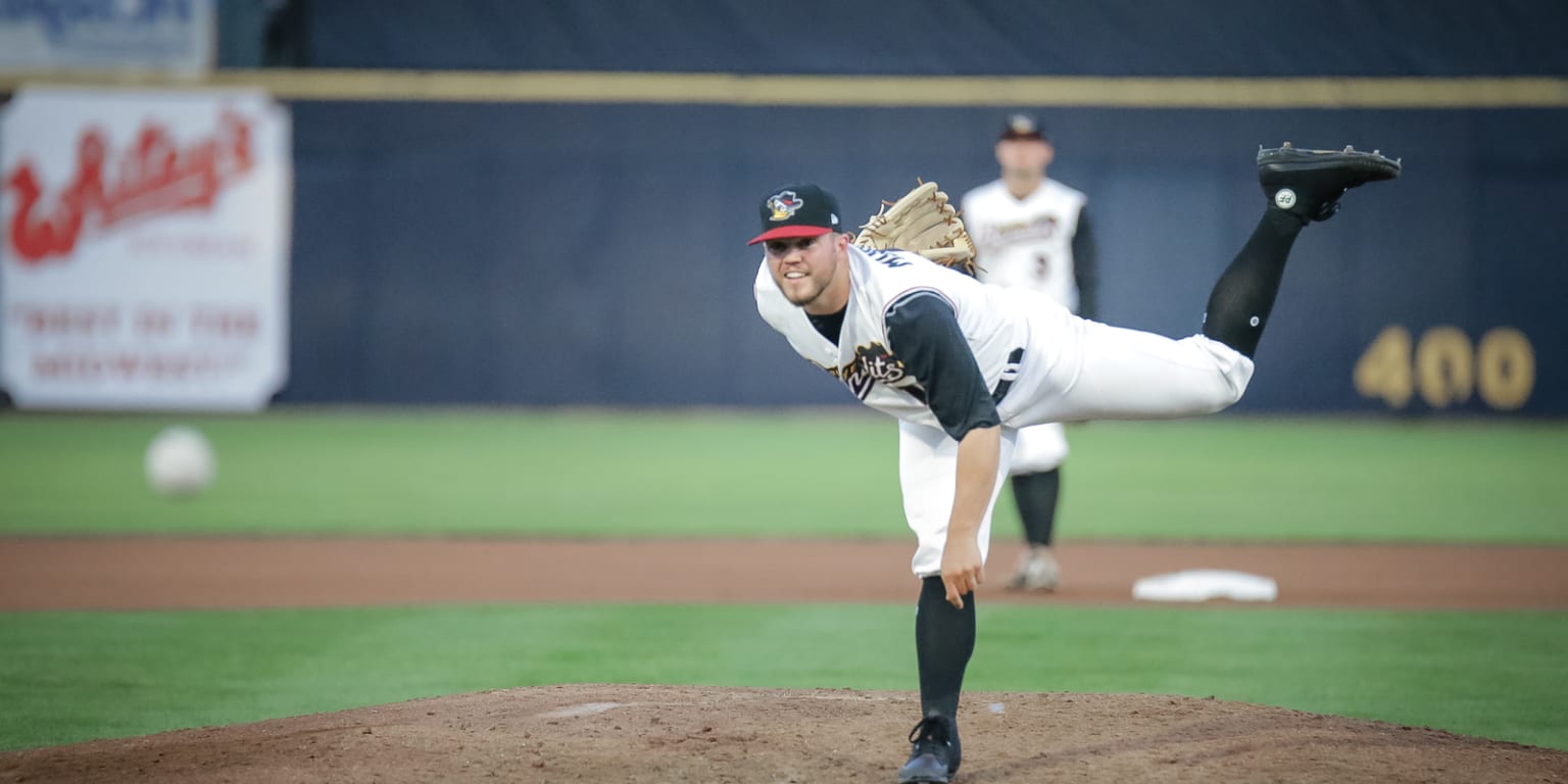 Bandits Strike Out 18 in Victory | MiLB.com