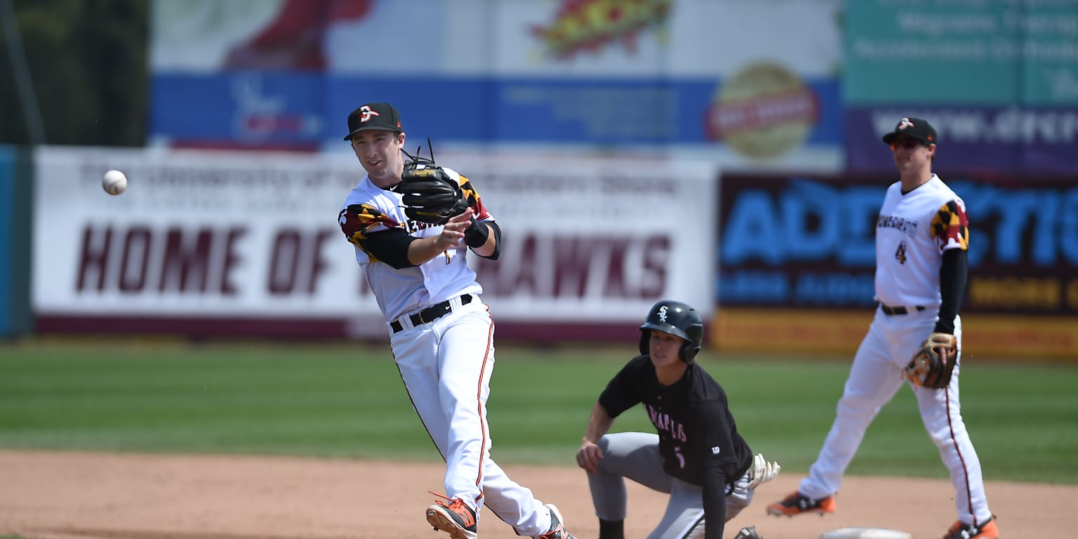 'Birds Squander Late Lead in Hickory | MiLB.com