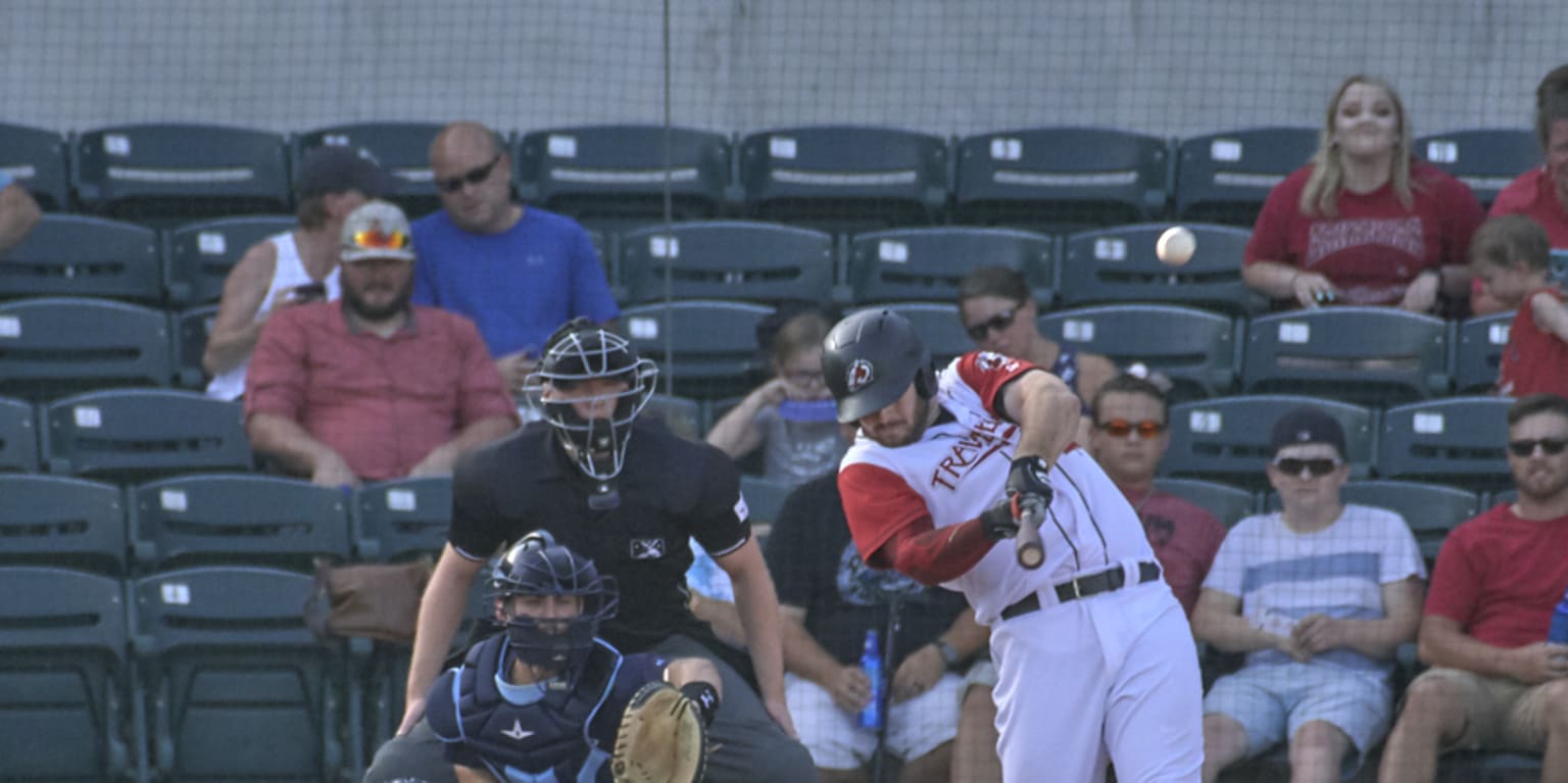 Curletta's 2nd HR Keys 9th Inning Rally | MiLB.com