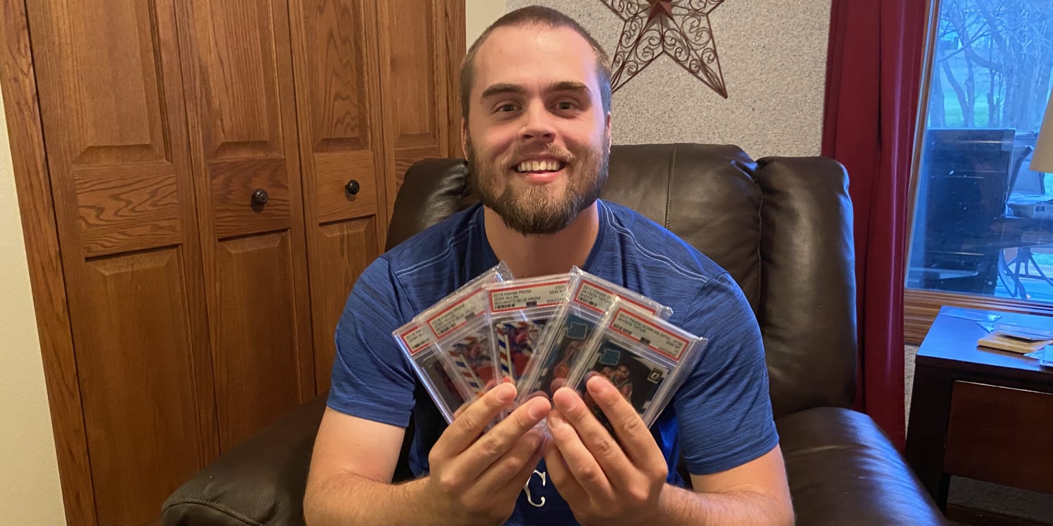 Card collector Daniel Tillo snags grails of himself | MiLB.com