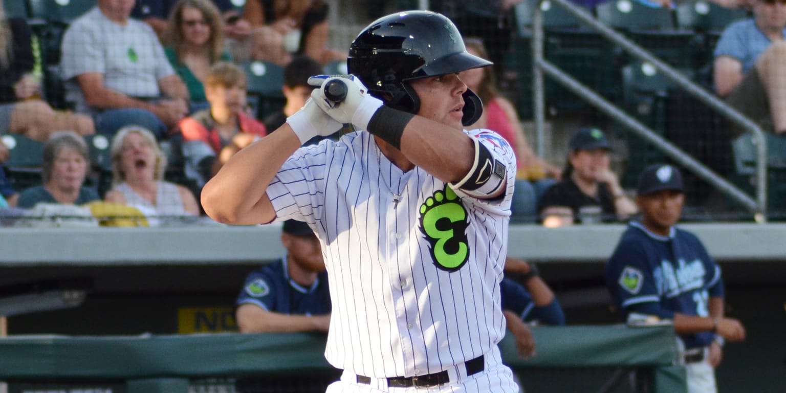 Knight's Late Knock Powers Ems To Fourth Straight Win | MiLB.com