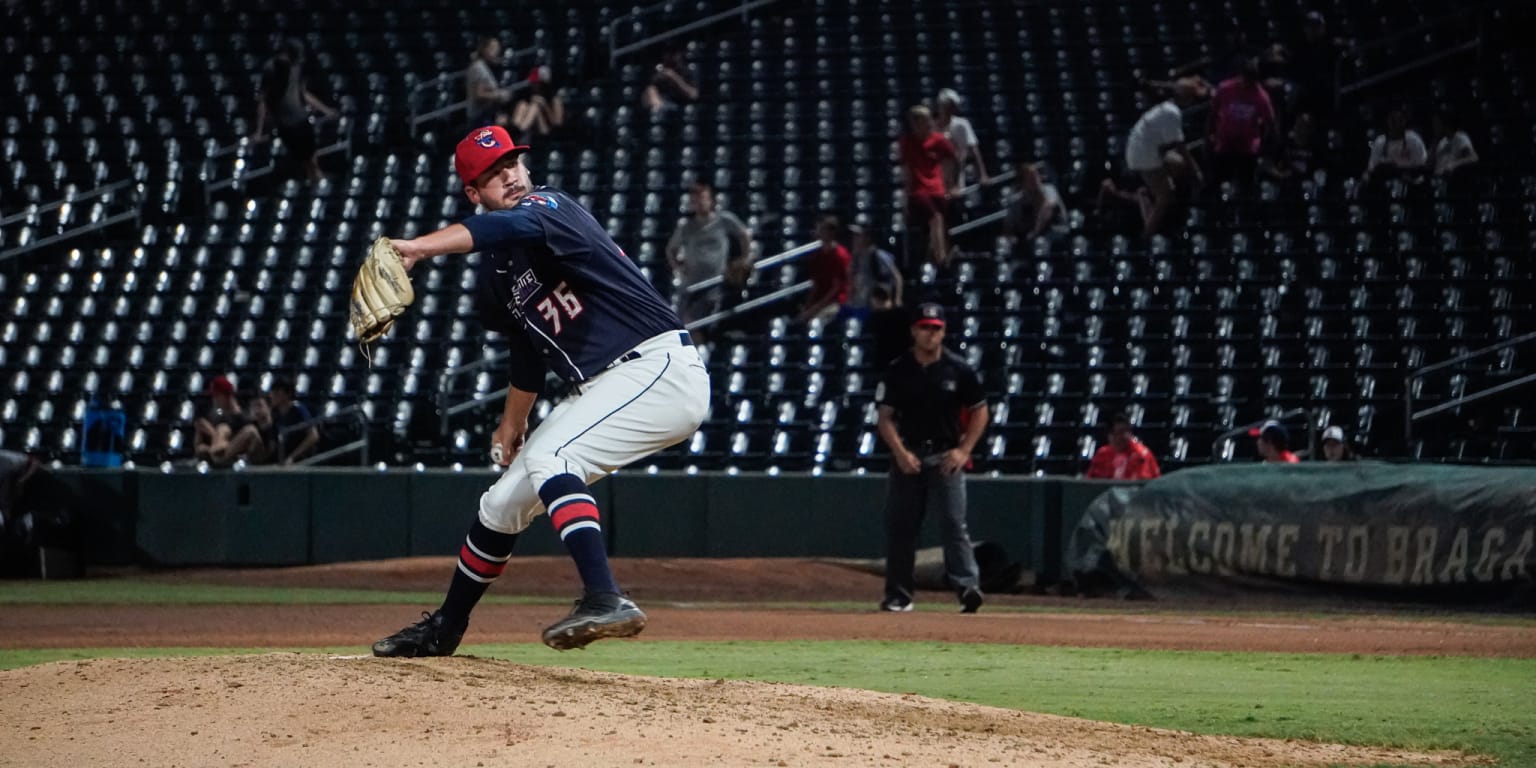 Chad Smith pitches one scoreless inning in debut | MiLB.com