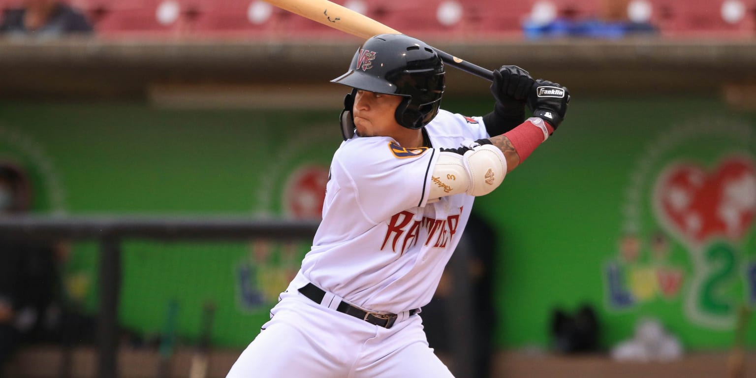 River Bandits Rally Past Rattlers | MiLB.com