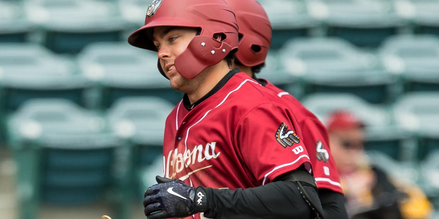 Craig clubs another go-ahead homer in Curve victory | MiLB.com