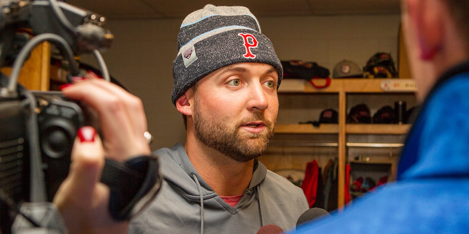 Boston Red Sox prospect Sam Travis seeing time in the outfield | MiLB.com