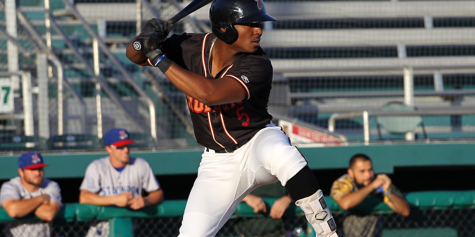 Kyle Lewis slugs way to career night for Modesto Nuts | MiLB.com