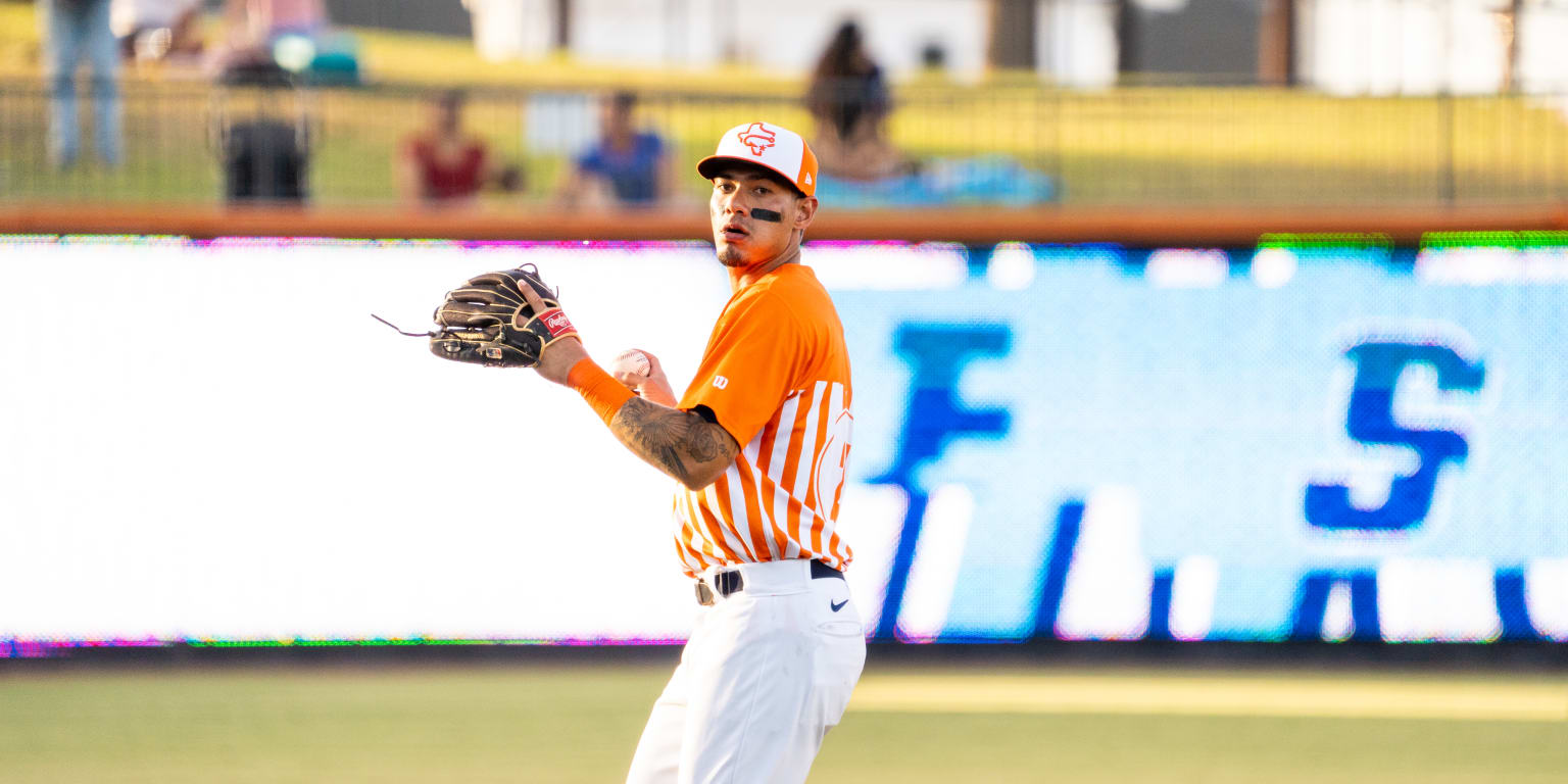 Diaz Homers Twice, Pen Shines for Fourth Straight Win | MiLB.com