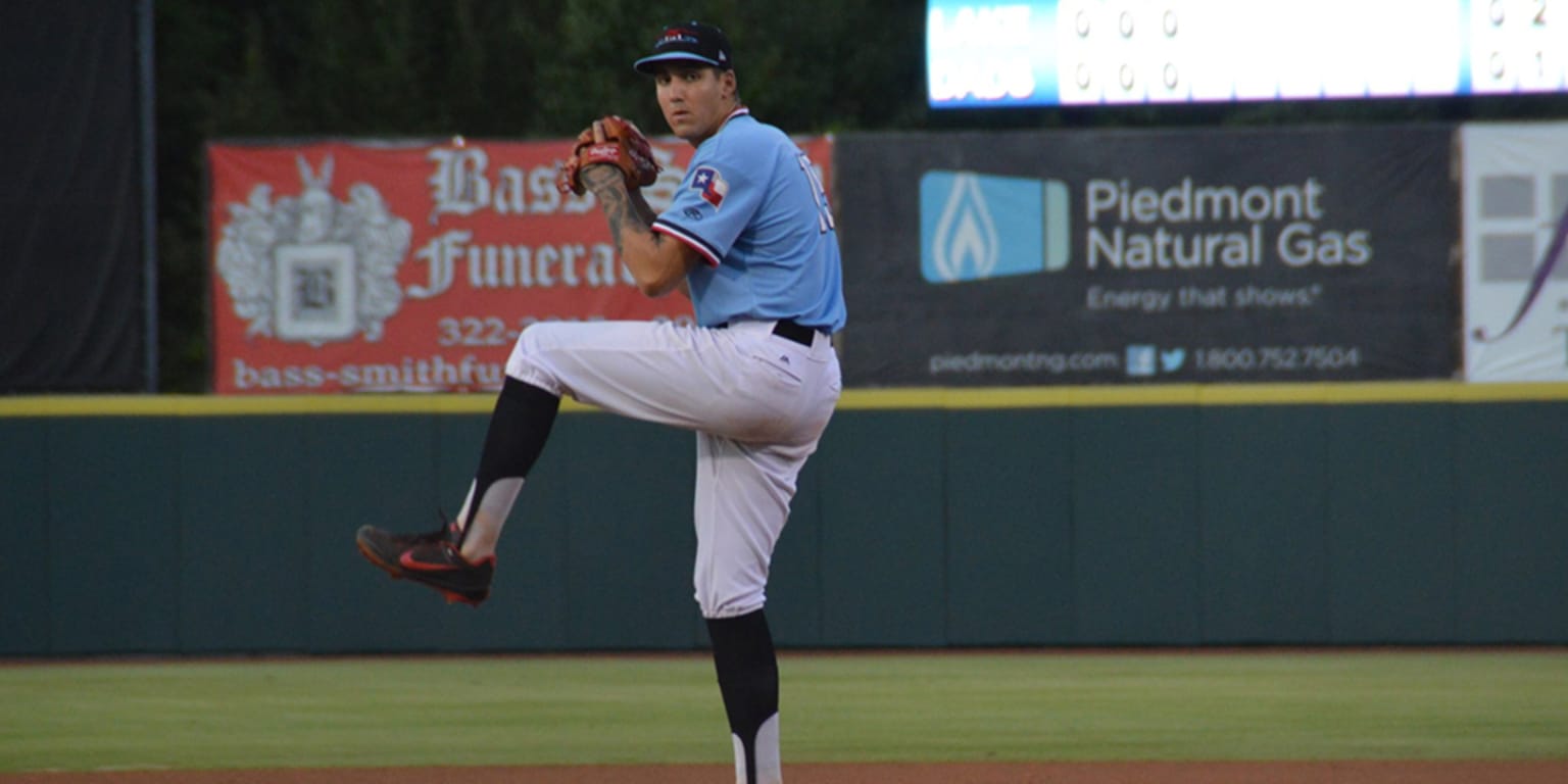 Hans Crouse strong in return to Hickory Crawdads | MiLB.com