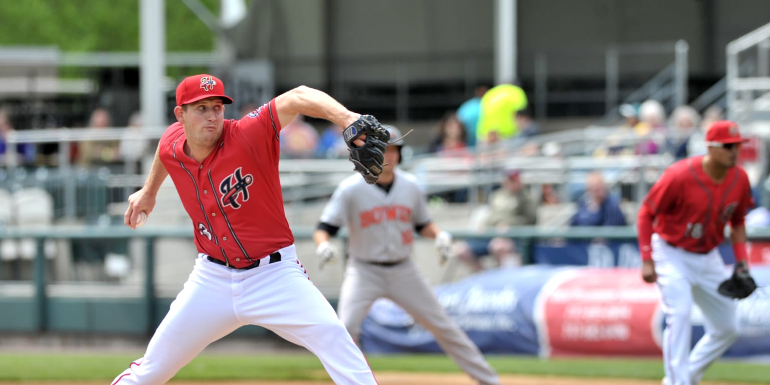 John Simms walks a tightrope to victory in precarious second inning ...