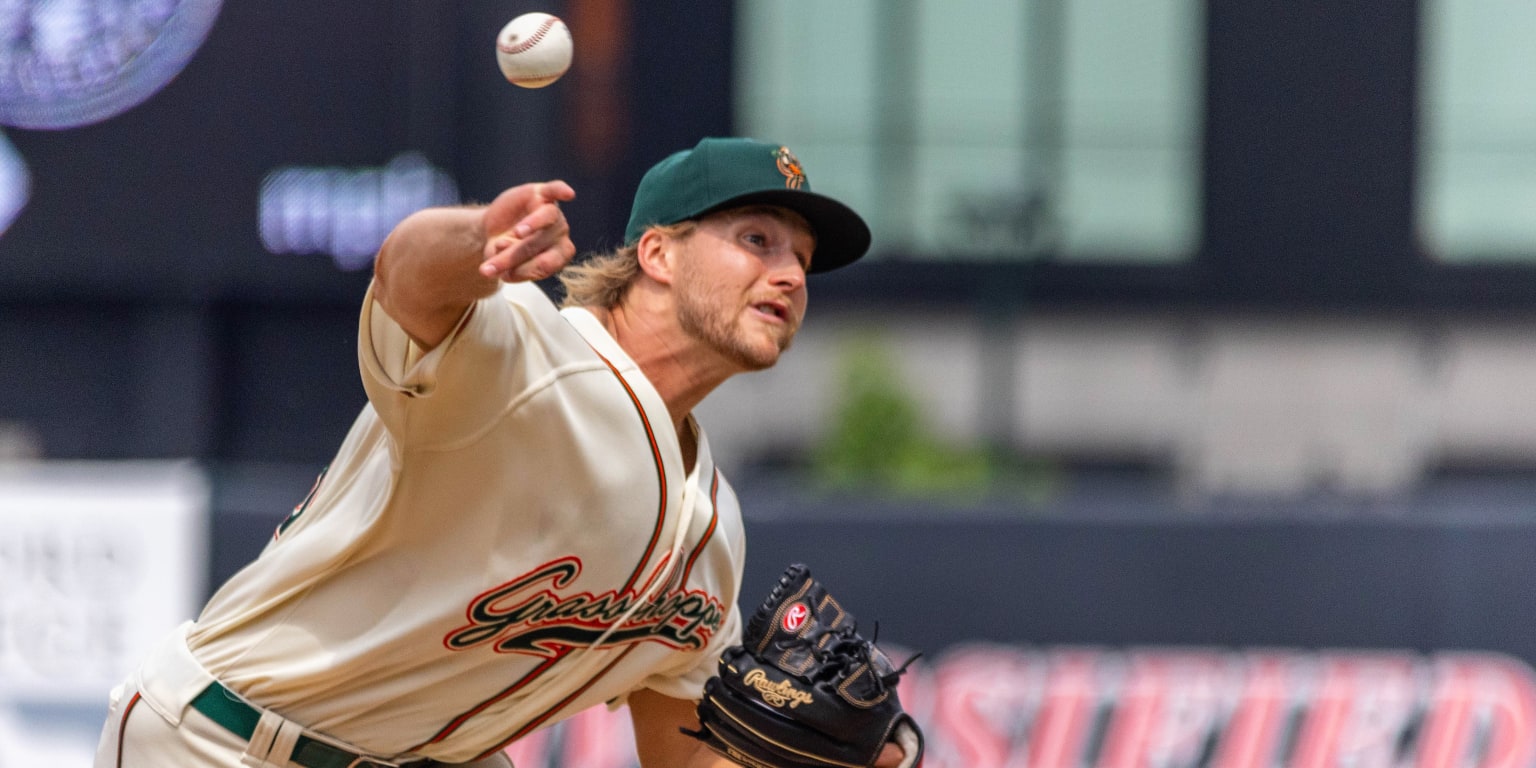 Triolo's walk-off double in 10th lifts Hoppers | MiLB.com