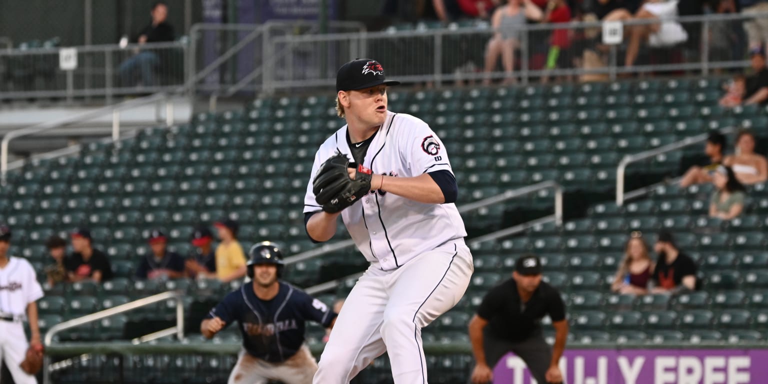 Schultz spins gem in New Hampshire win | MiLB.com