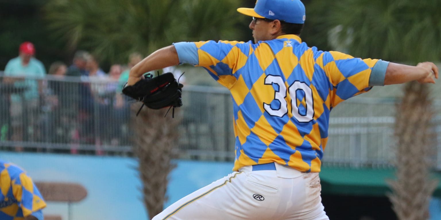 Birds bats explode, score season-high 12 runs in series opener against ...