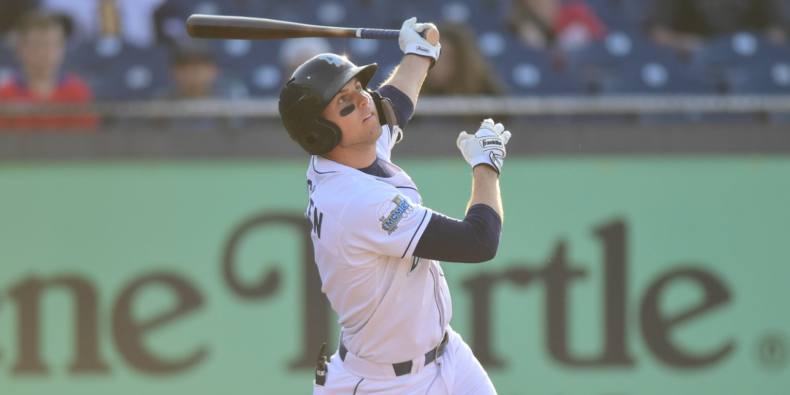 Hicklen's Sac Fly Gets Wilmington Walk-Off Win | MiLB.com