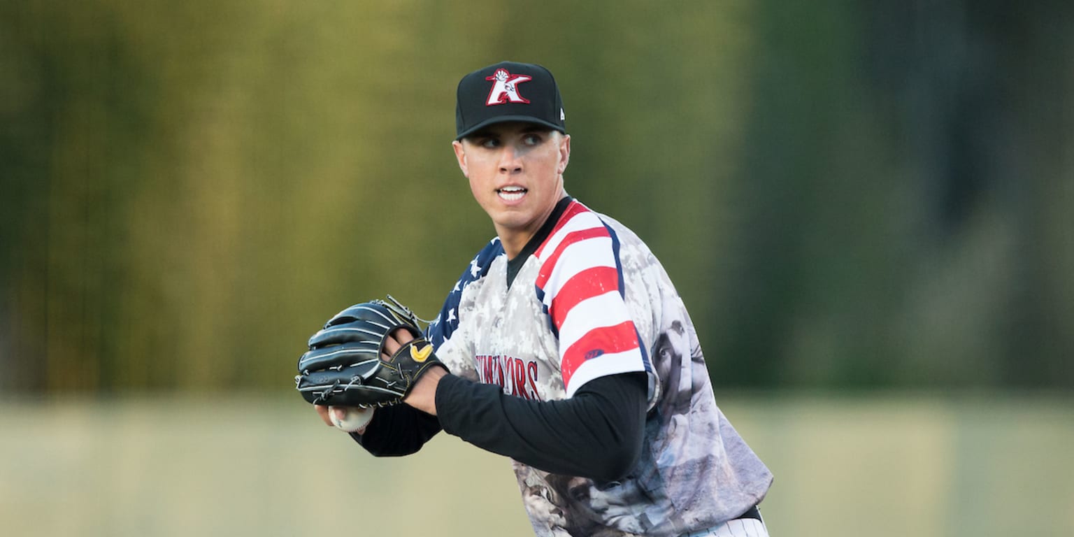 Hansen fans 6 to topple Tourists in series opener | MiLB.com