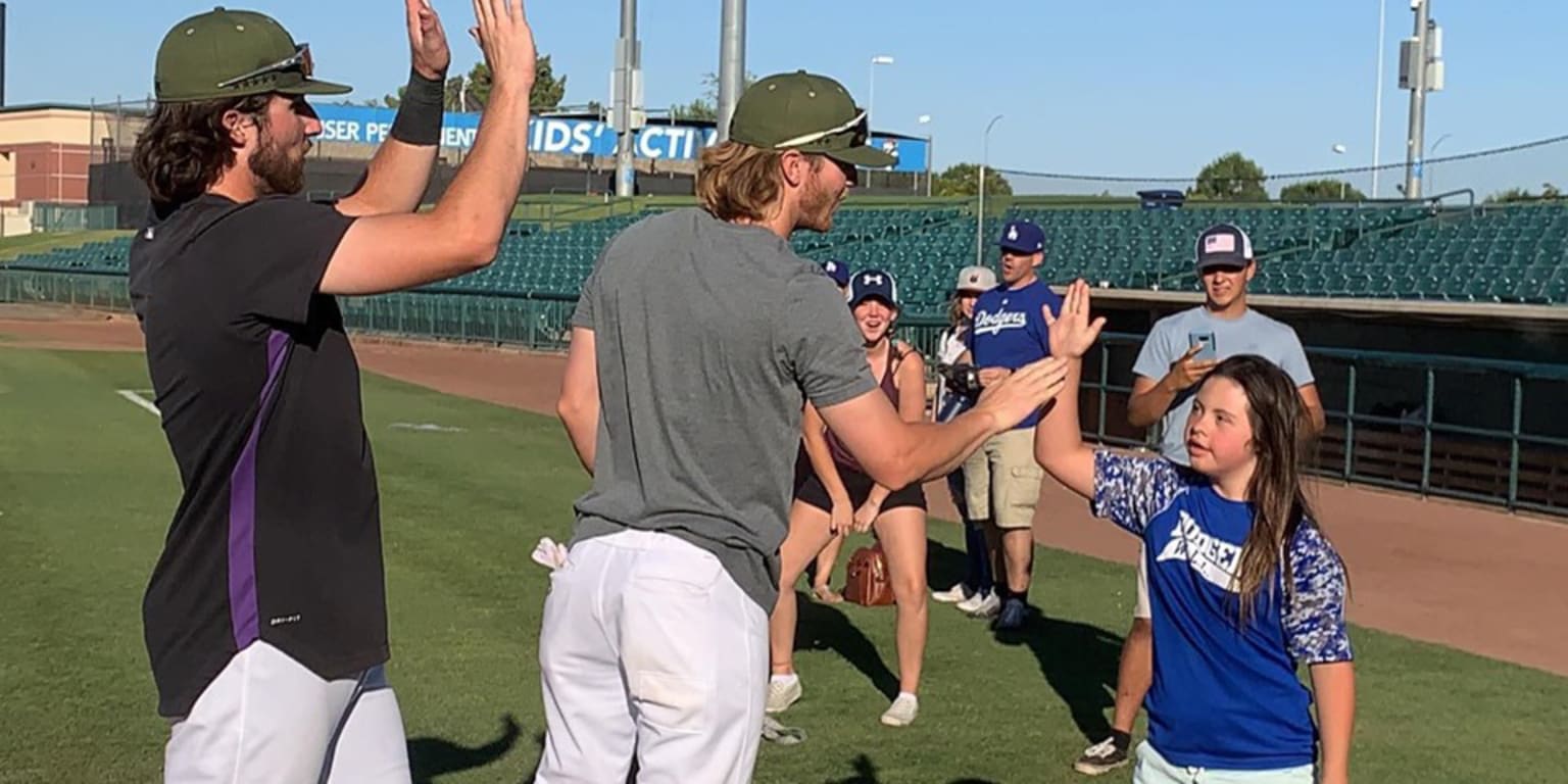 Cal notes: Lancaster JetHawks bring baseball to community | MiLB.com