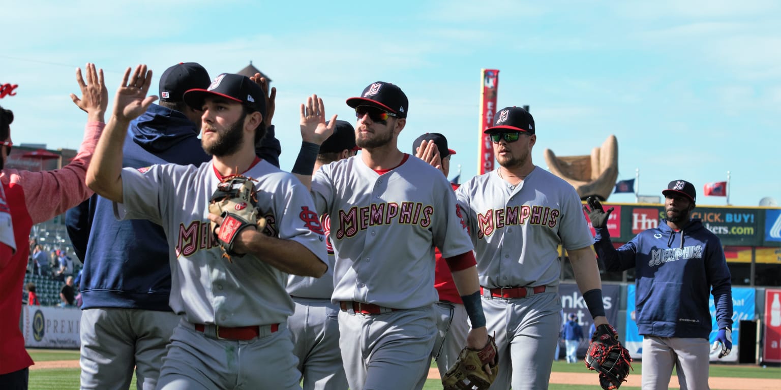 Redbirds Fall in Series Opener to Nashville | MiLB.com