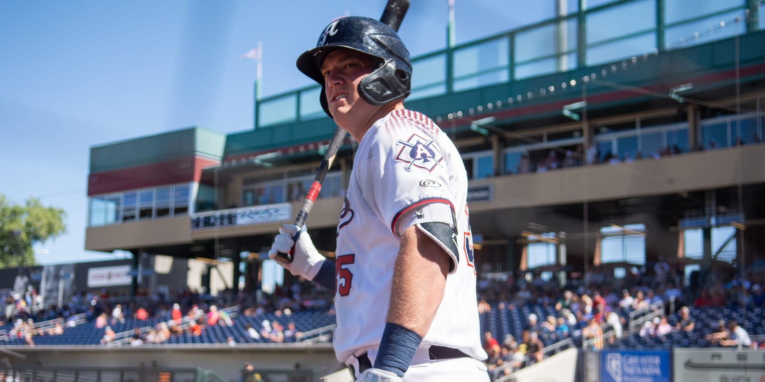 Kevin Cron Looks to Bring Trademark Power with Him in Japanese Career ...