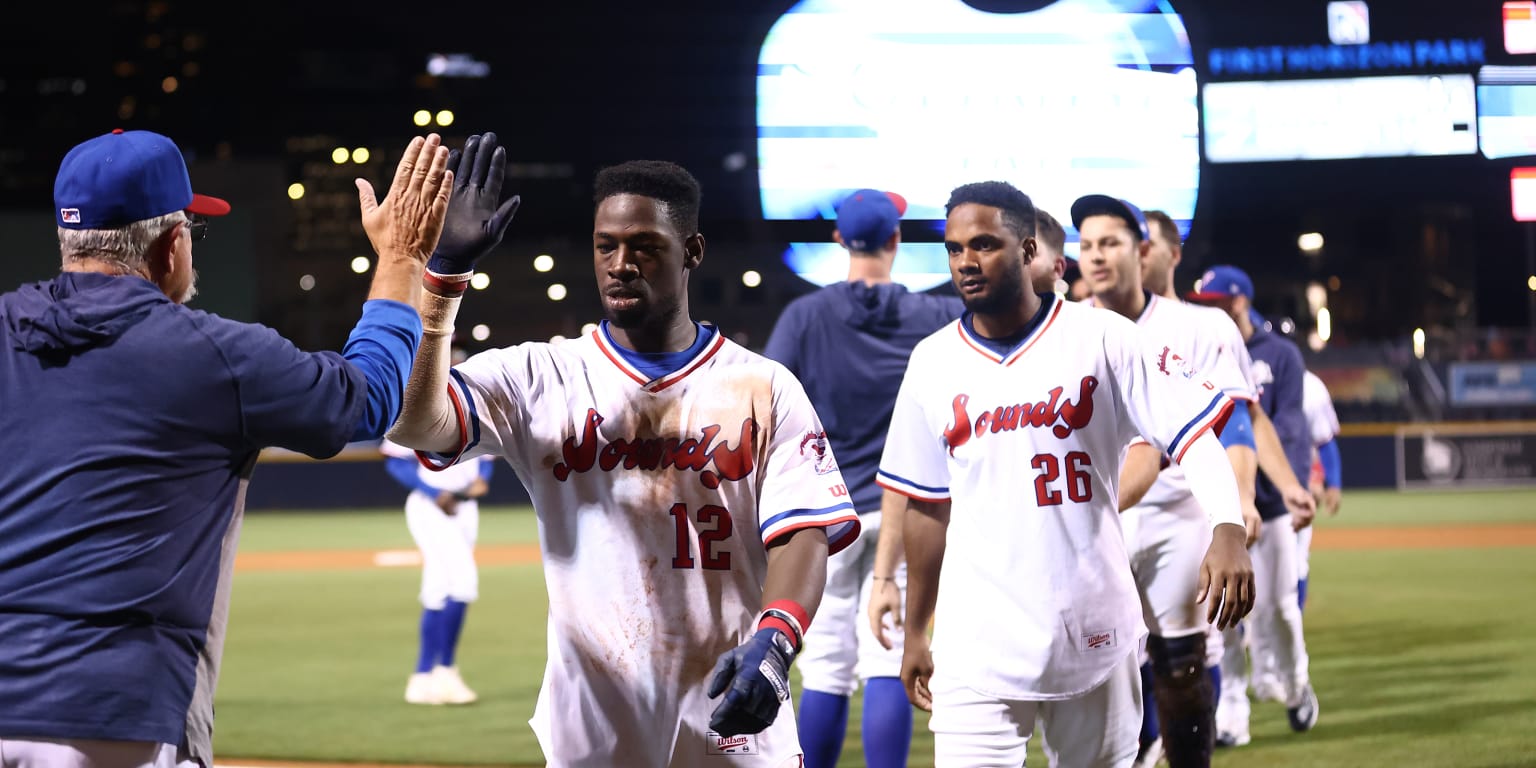 Sounds Walk-Off on Jonathan Davis' Base Hit | MiLB.com