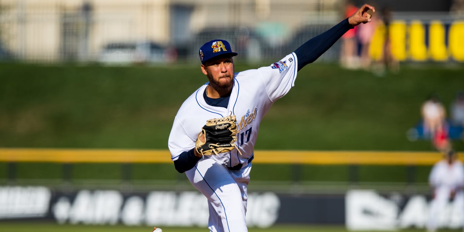 Hernandez, Garrett Propel Soddies to Saturday Night Win | MiLB.com