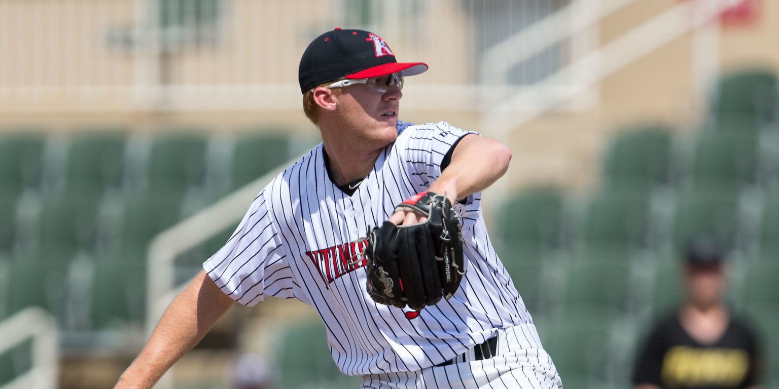 Elliott matches season-long 3.0 scoreless IP | MiLB.com