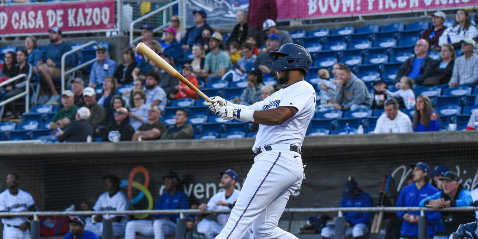 Blue Wahoos April 19 | Blue Wahoos