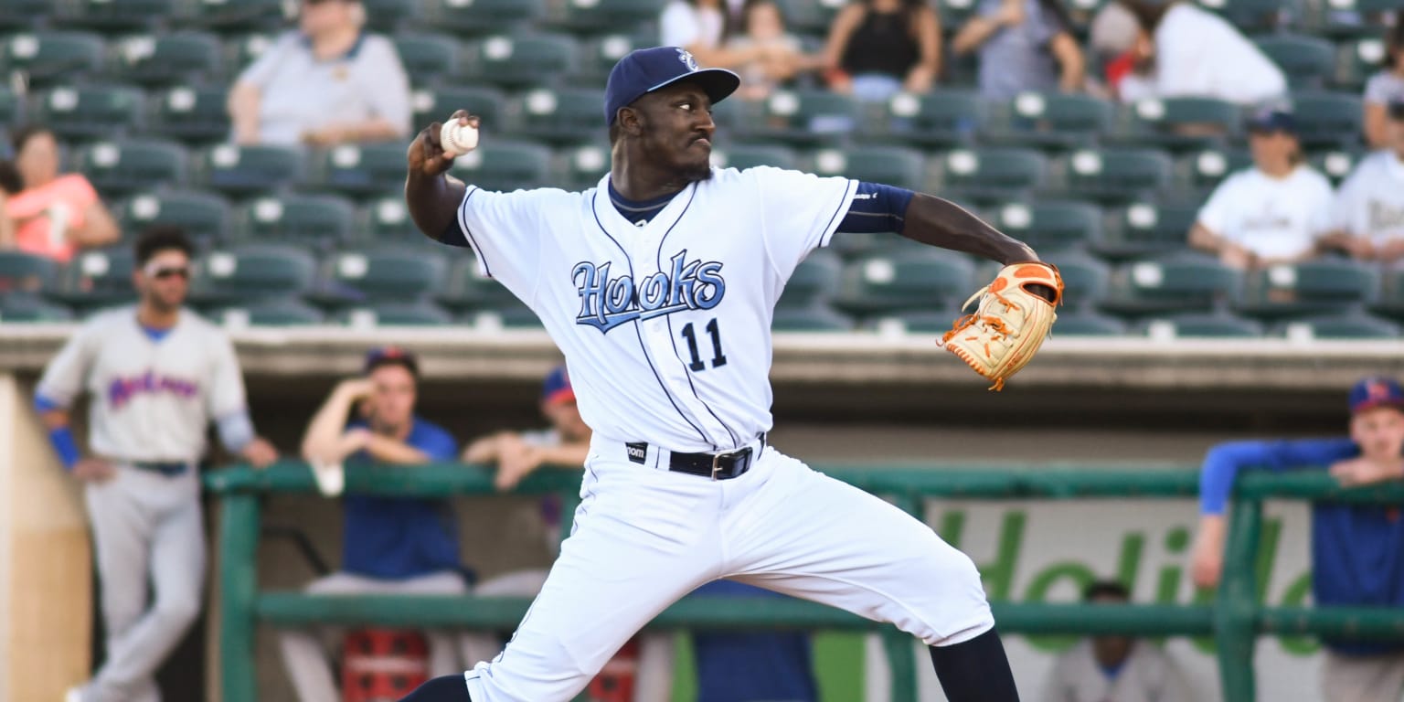 Hounds Win in 10 | MiLB.com