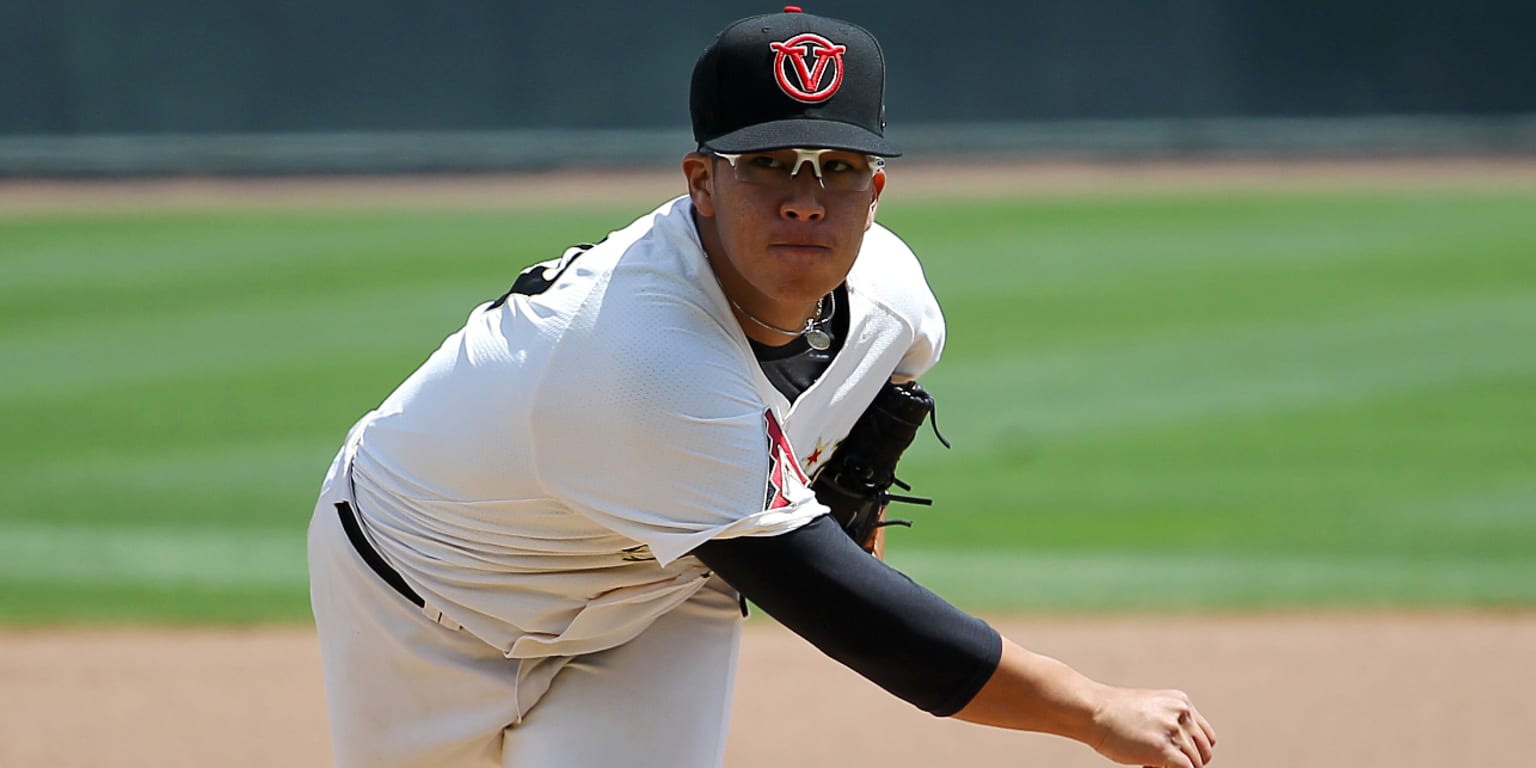 Arizona Diamondbacks' Bo Takahashi takes no-hitter into eighth | MiLB.com