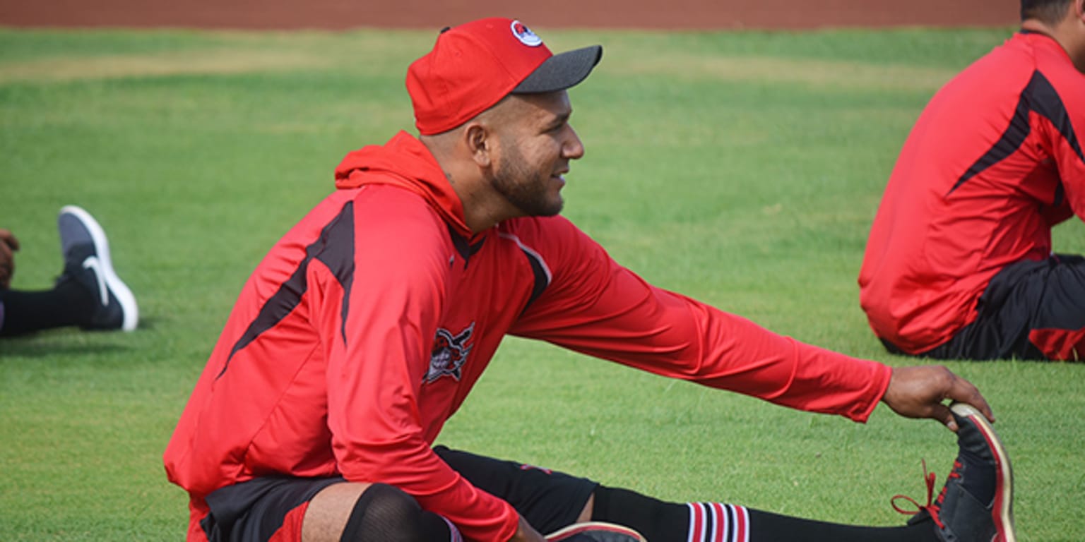 Paul León con la mente en playoffs con Piratas | MiLB.com