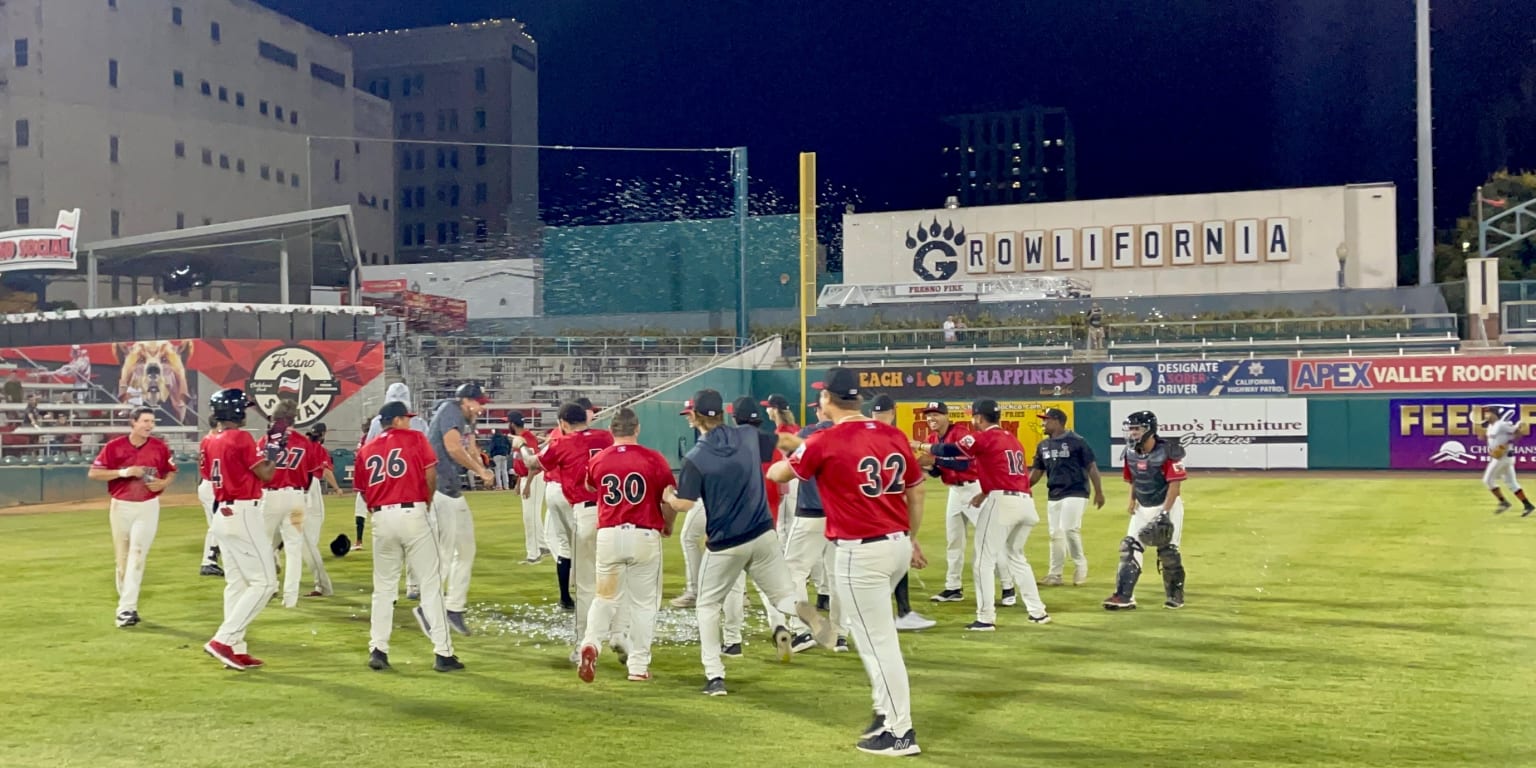 Gil plays hero as Grizzlies walk-off Giants 7-6 in 10 innings | MiLB.com