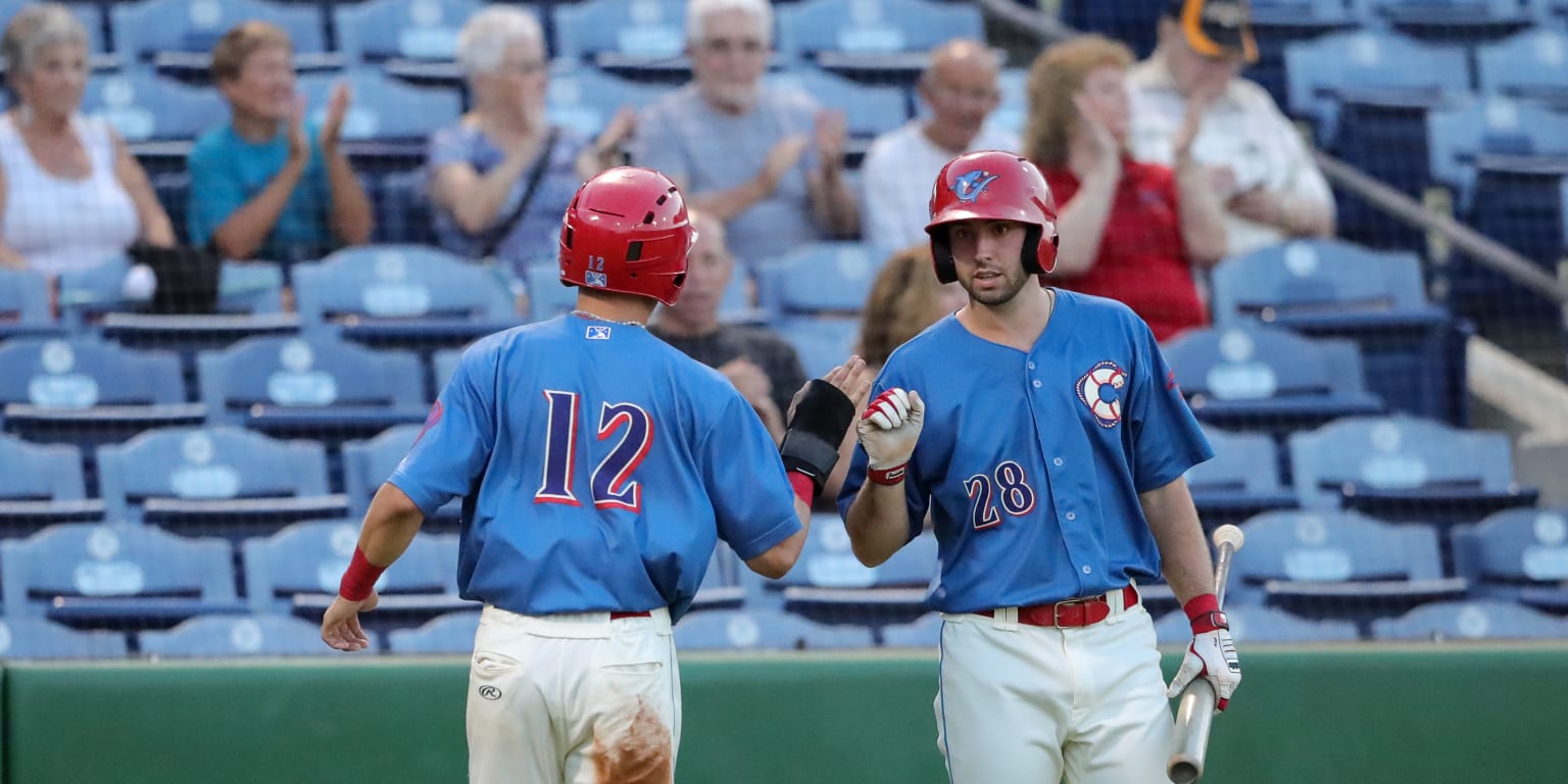 Threshers Offense Stays Hot to Extend Win Streak to Six | MiLB.com