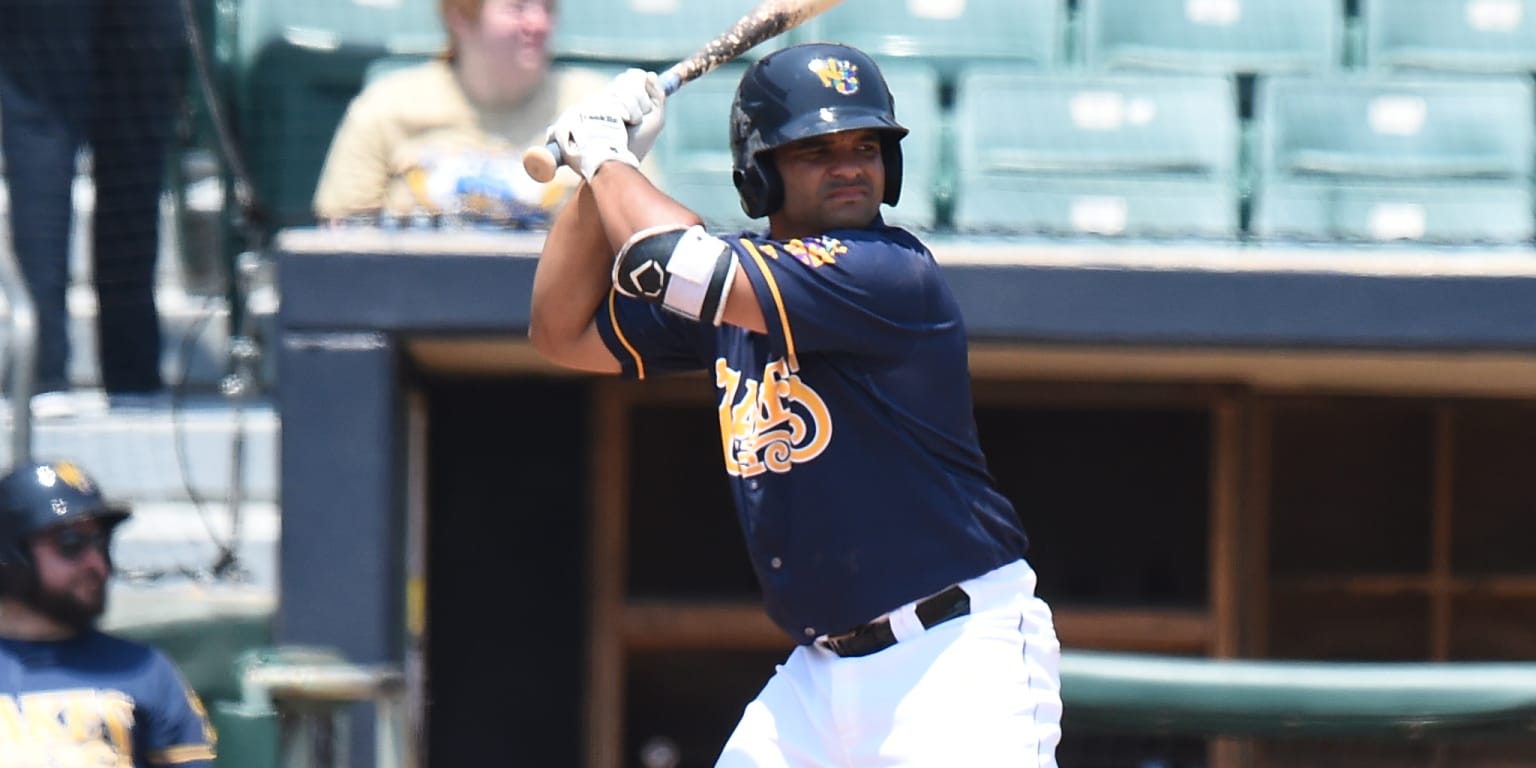 Cubs get early jump on Garcia, Baby Cakes | MiLB.com