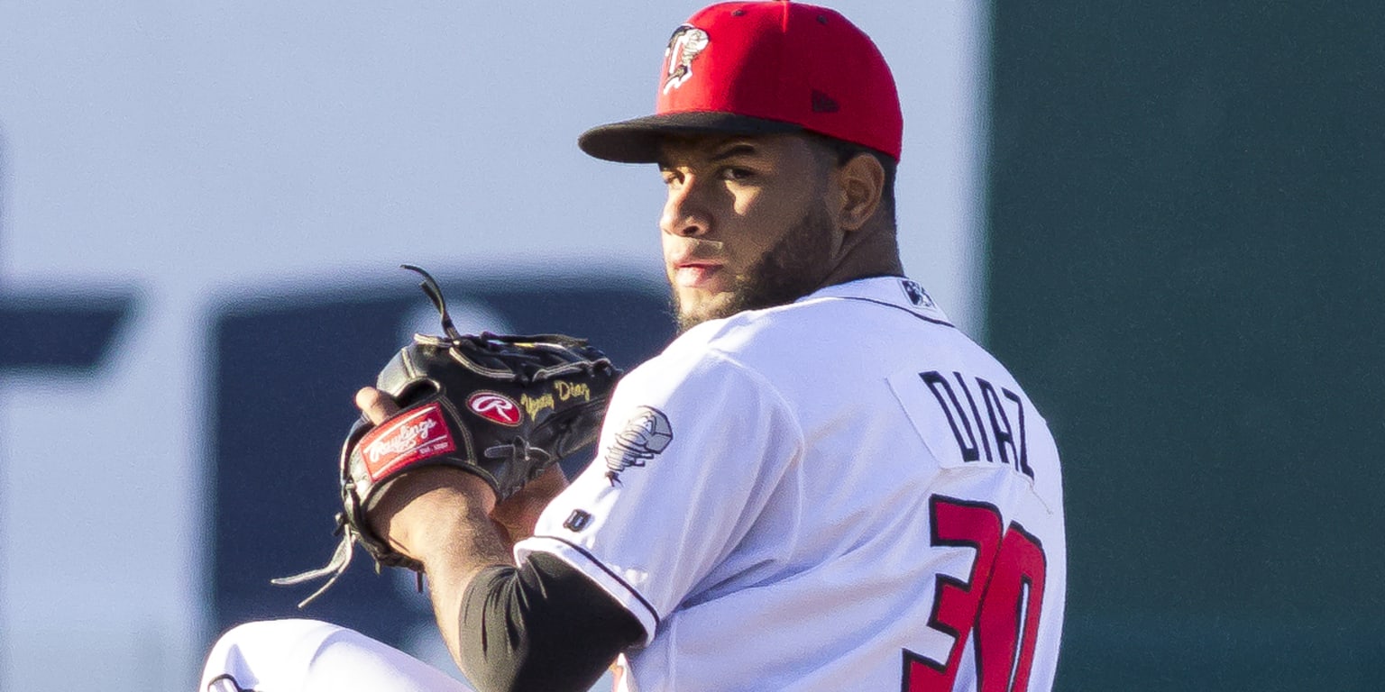 Behind Diaz and Smith, Lugs win 3rd straight | MiLB.com