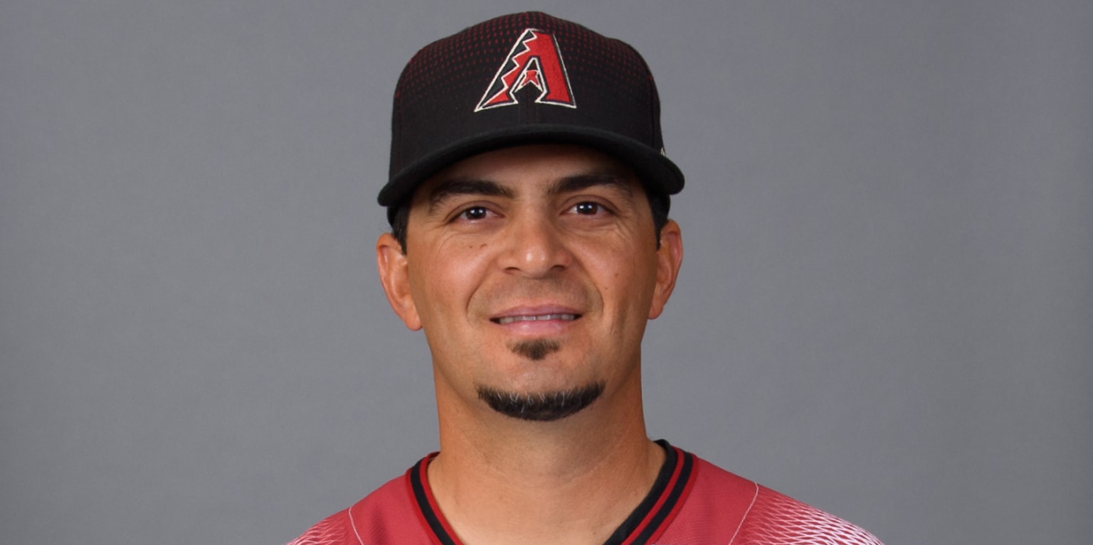 Meet the new manager: Gil Velazquez | MiLB.com