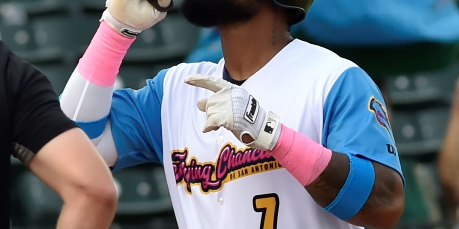 Flying Chanclas Fall to Pointy Boots in 11 Innings | MiLB.com