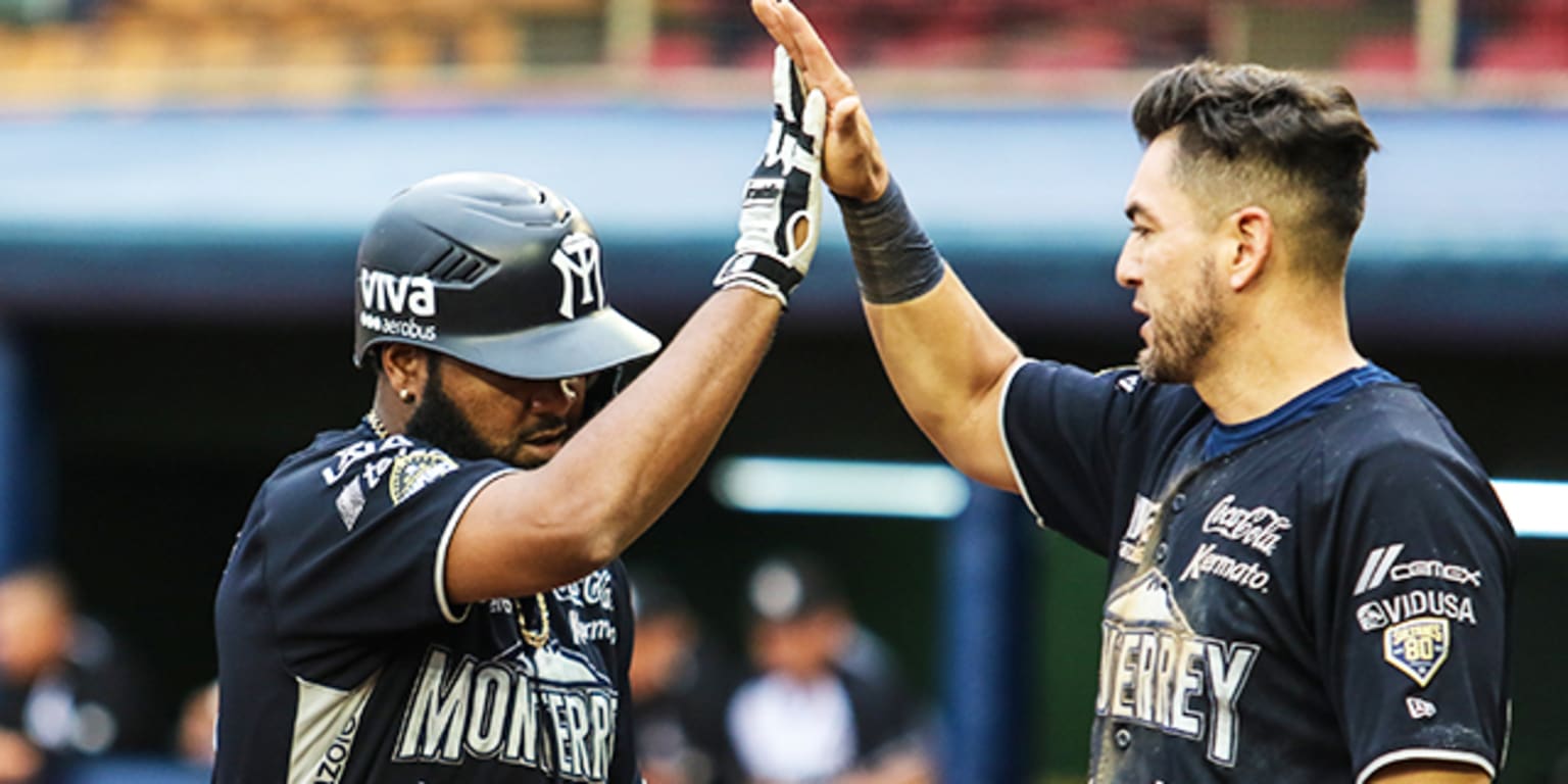 LA PIZARRA: Pirotecnia en el bat de Yamaico Navarro y Chris Carter ...